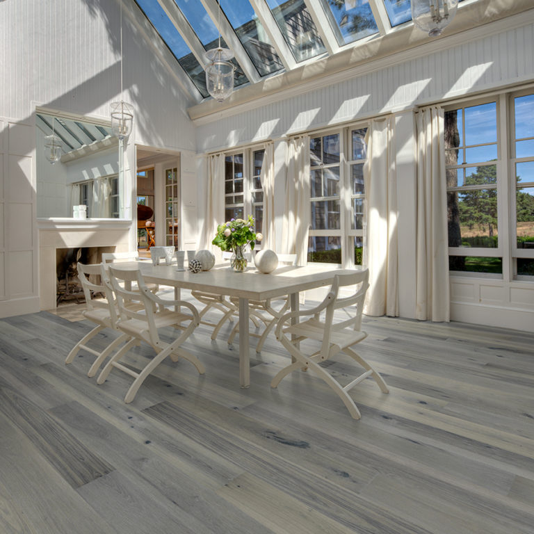 Finished & Unfinished Engineered Hardwood Flooring for Homes